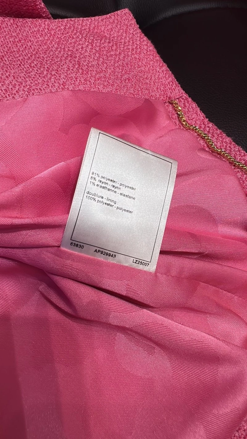 Legit Chanel Outwear