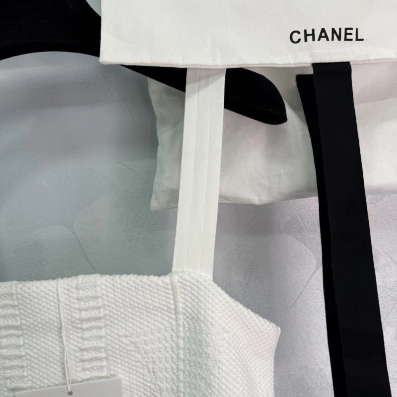 Brand-original Chanel Outwear