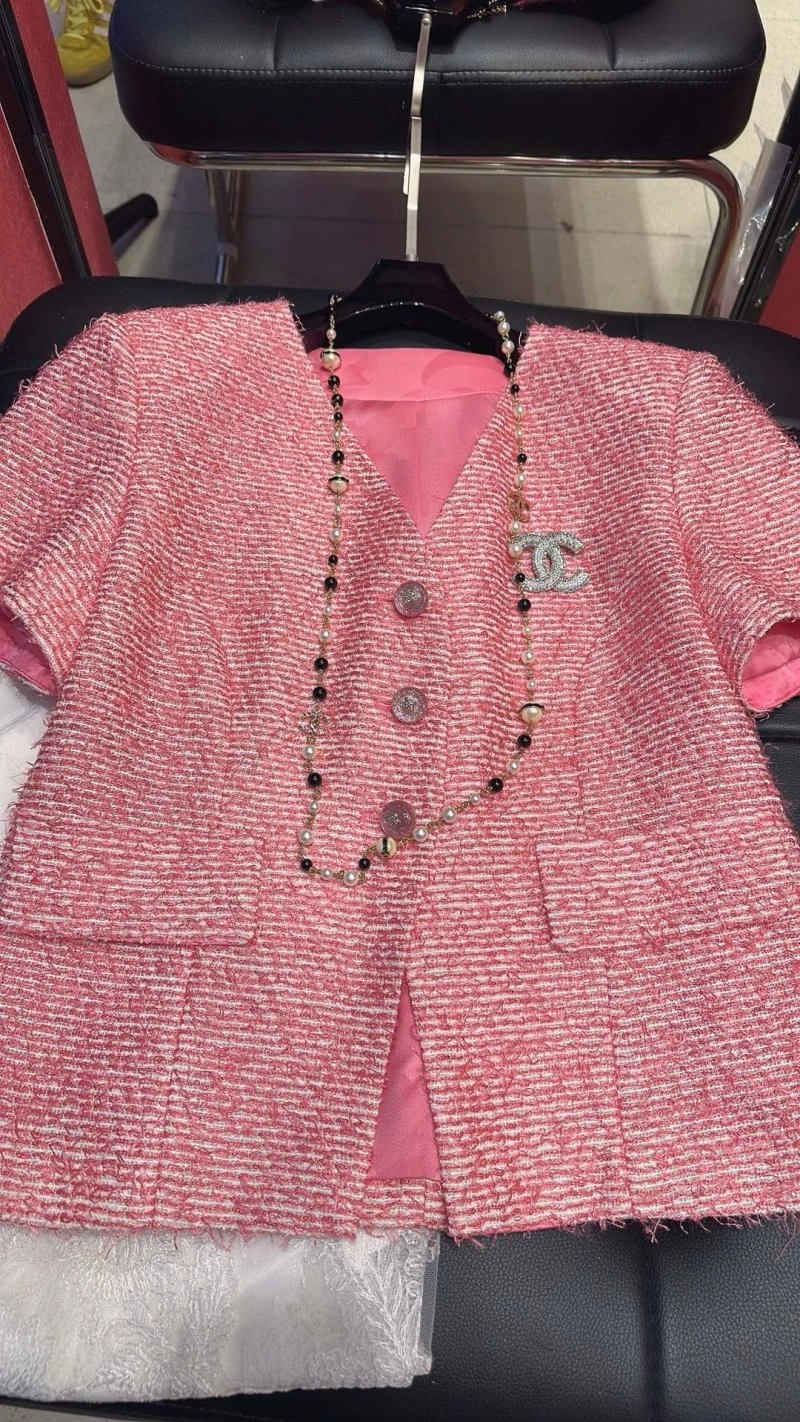 Mirror quality Chanel Outwear