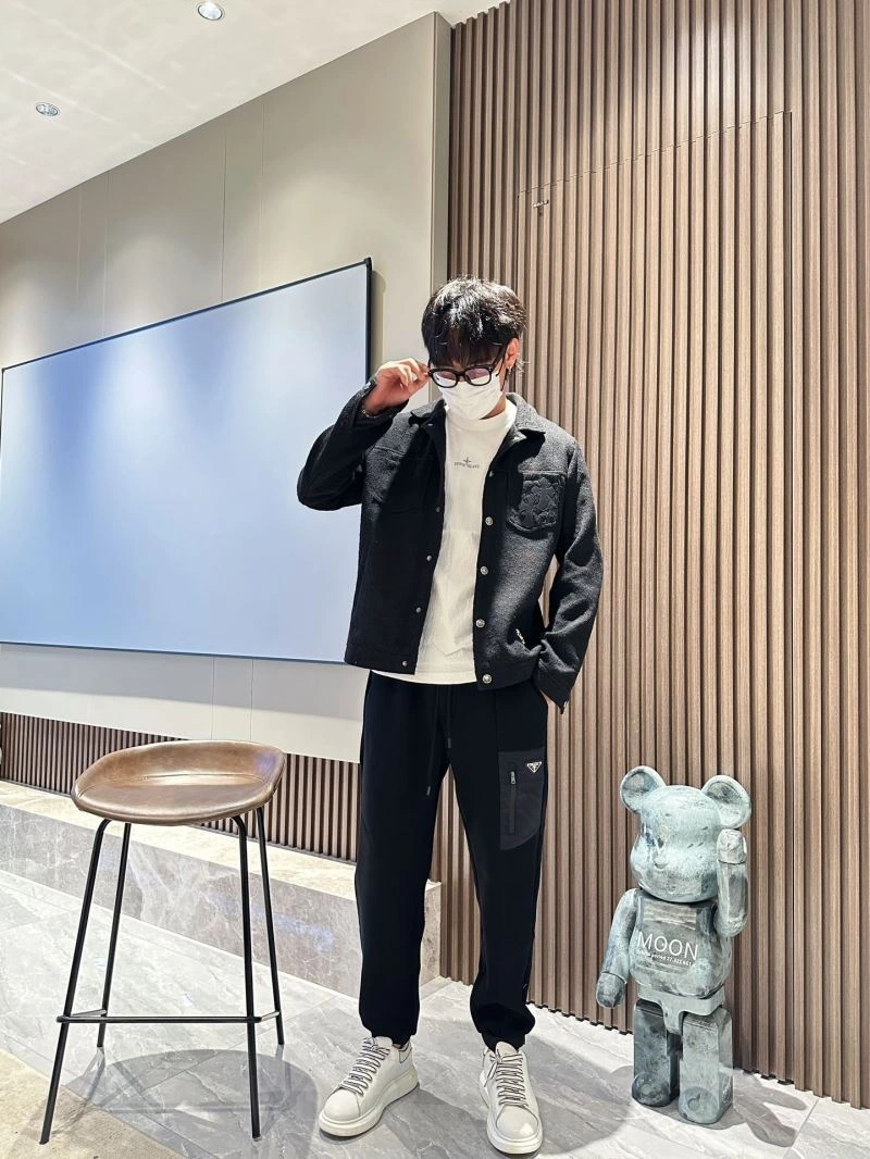 High accuracy Chanel Outwear