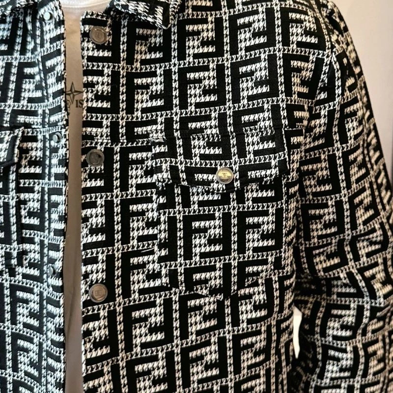 Legit Chanel Outwear
