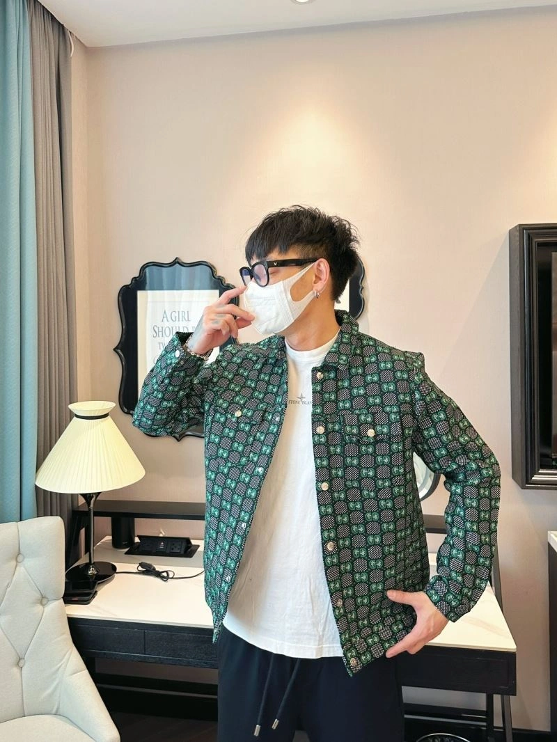 Bargain Chanel Outwear