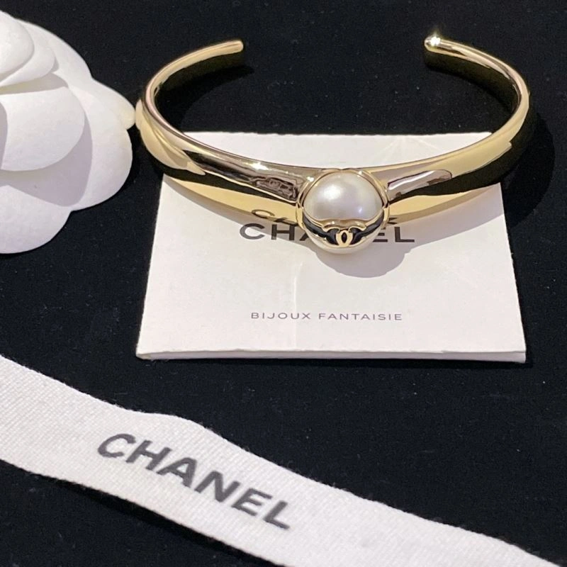 Inexpensive Chanel Rings