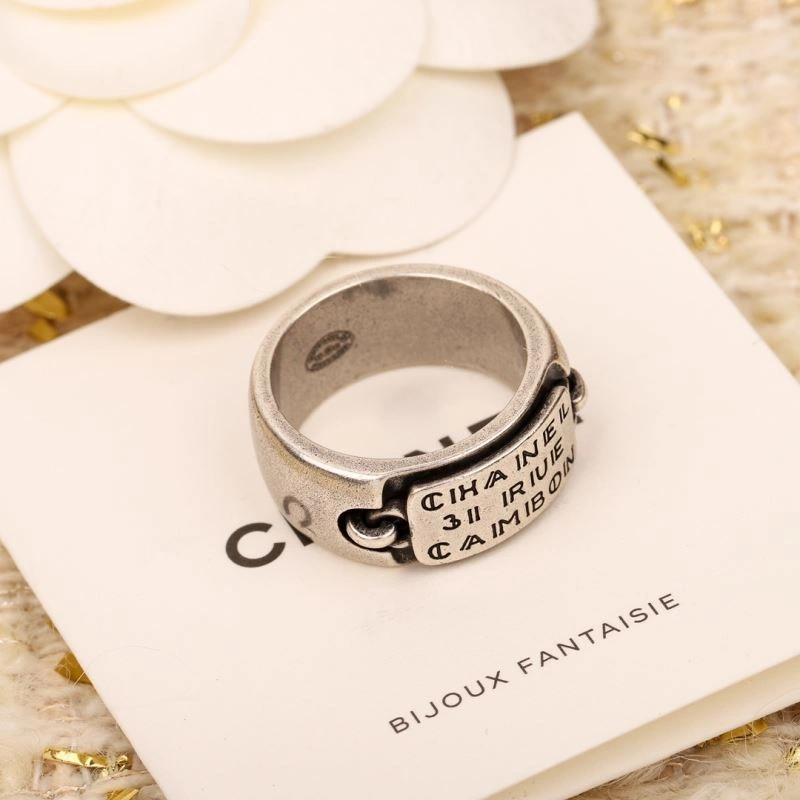 Low-cost Chanel Rings