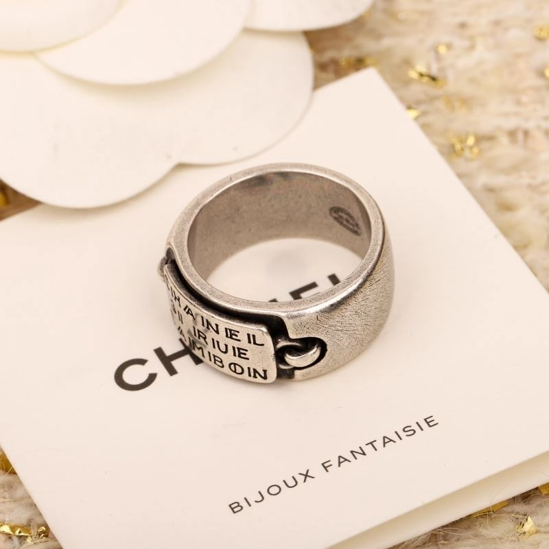 Low-cost Chanel Rings