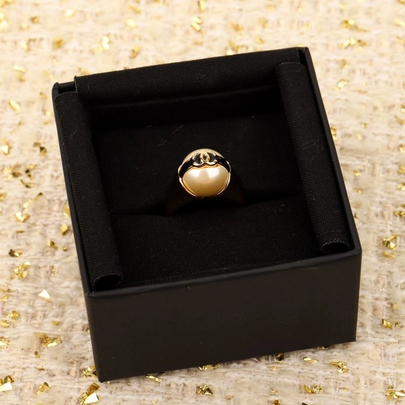 Brand-authenticated Chanel Rings