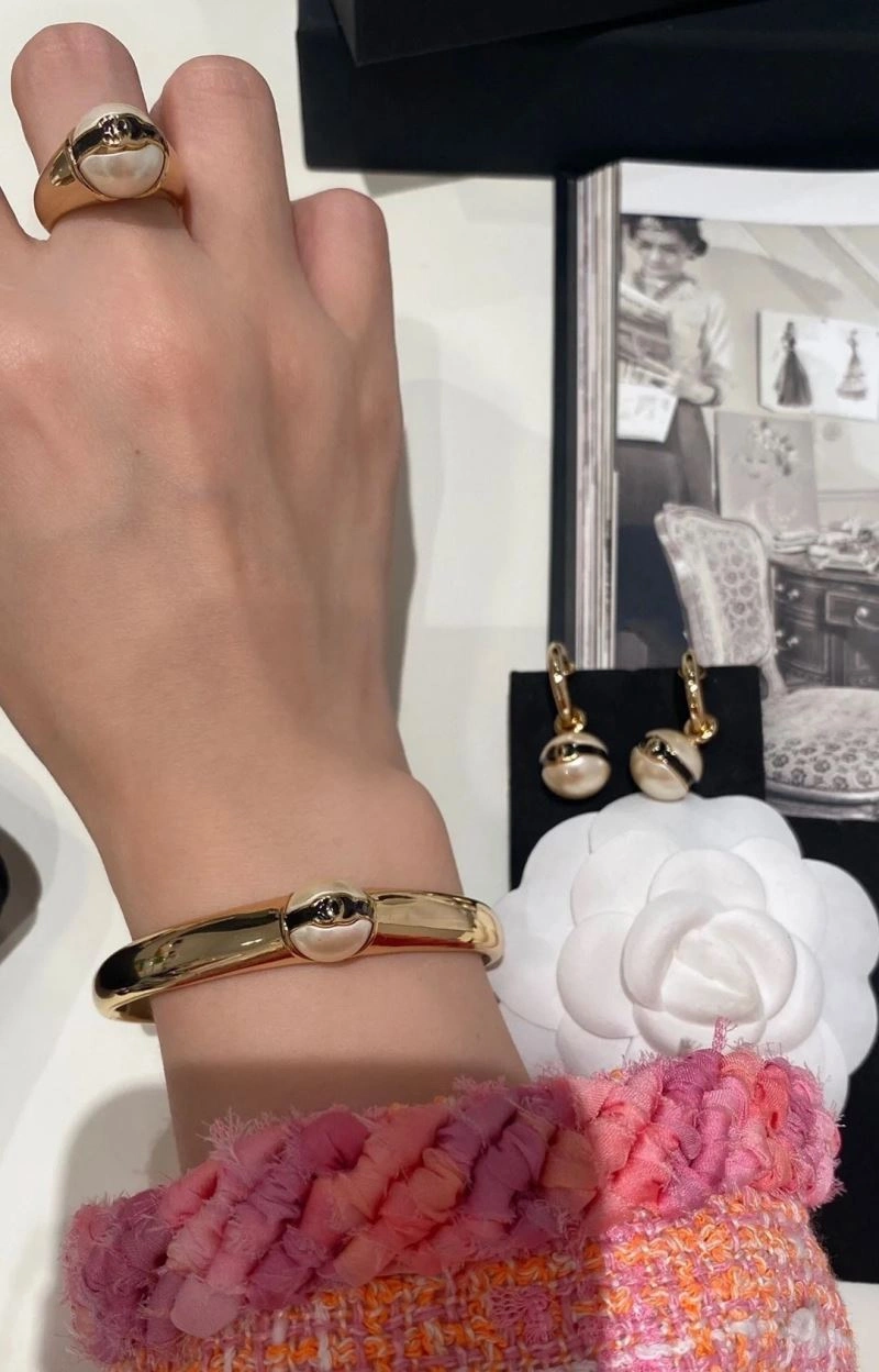 Inexpensive Chanel Rings