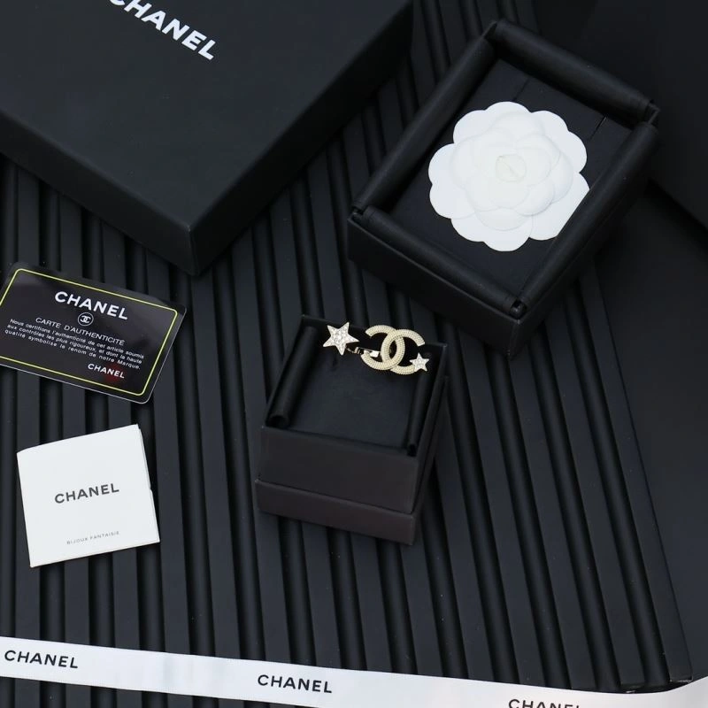 Low-cost Chanel Rings