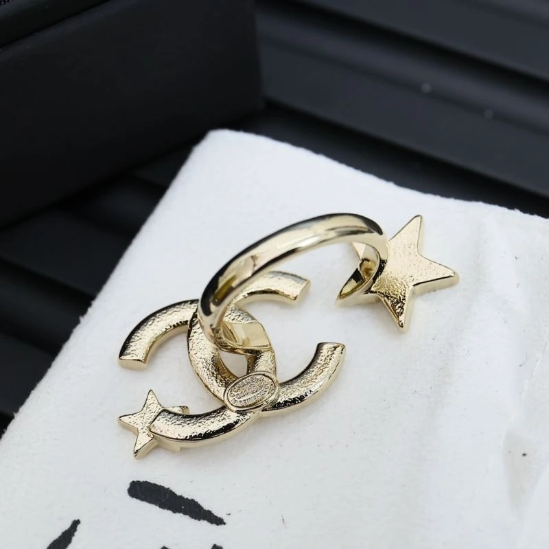 Low-cost Chanel Rings