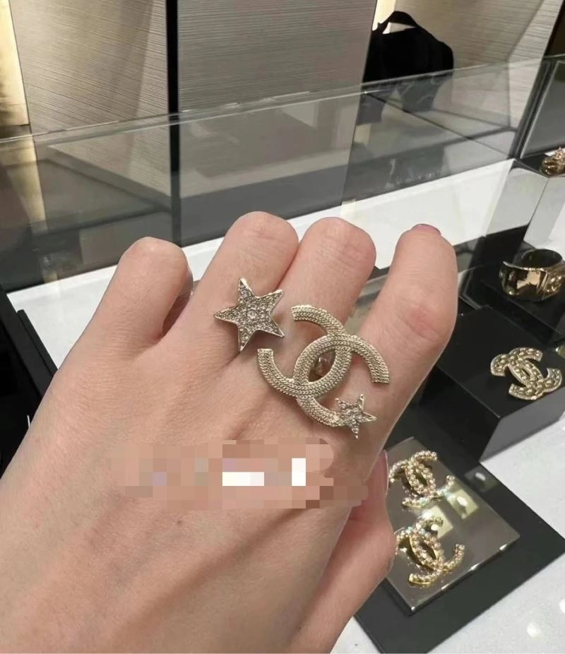 Low-cost Chanel Rings