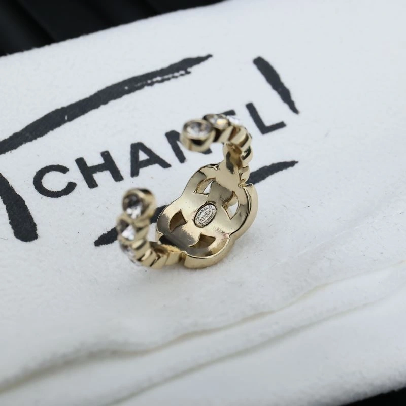 Low-cost Chanel Rings