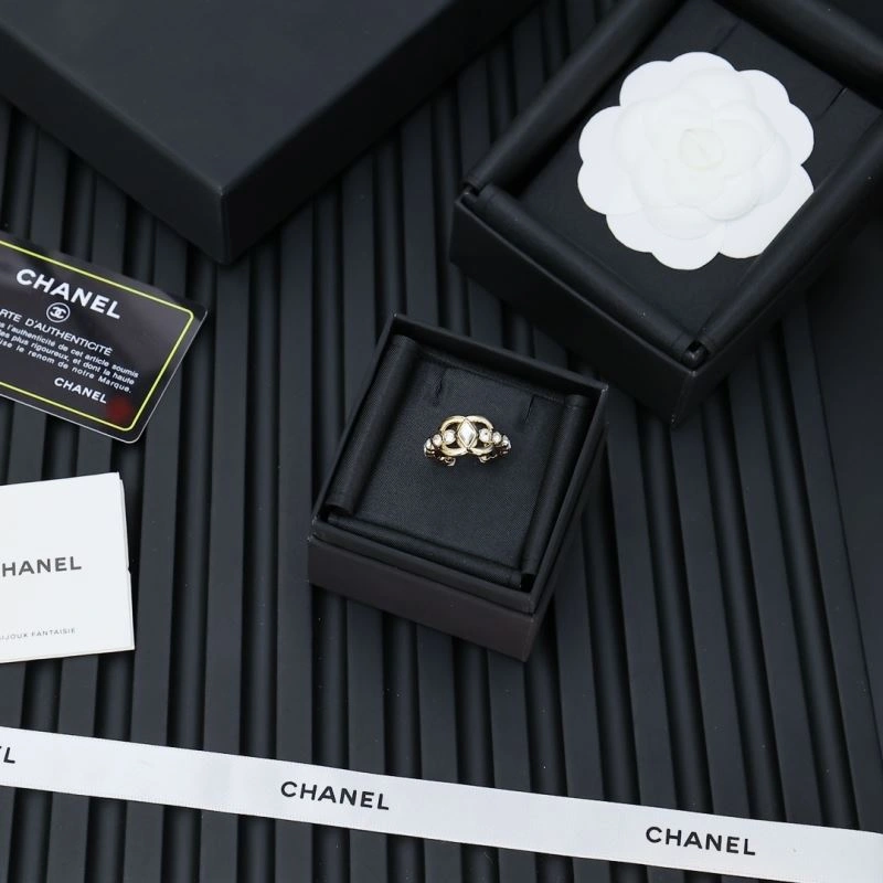 Low-cost Chanel Rings