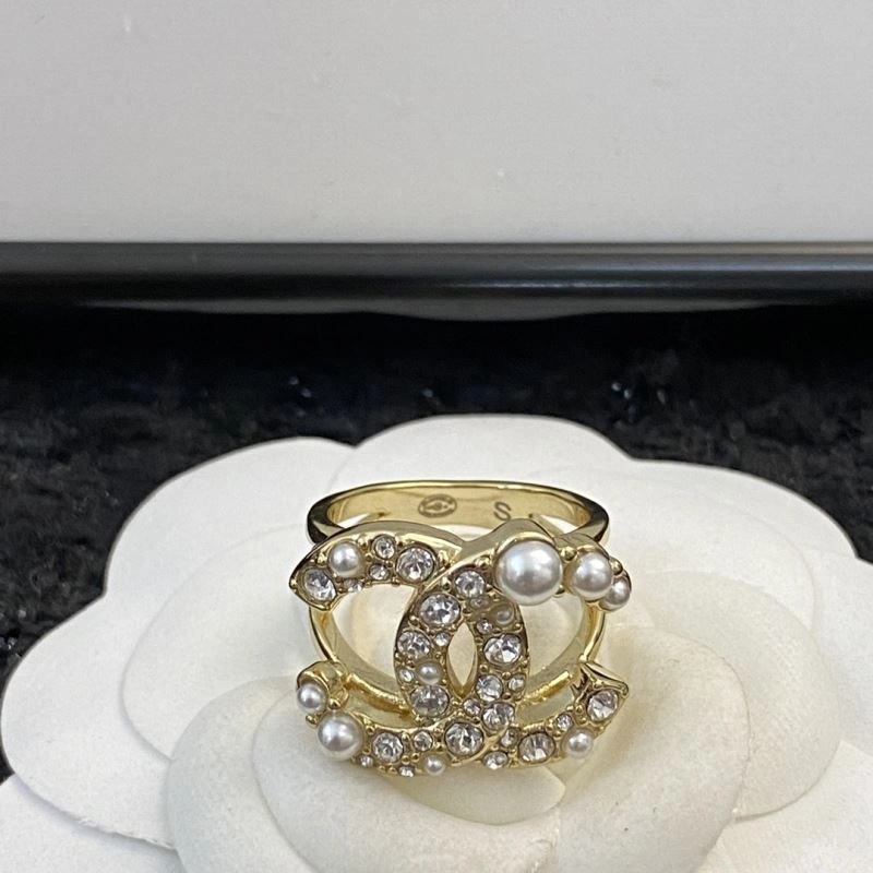 Cut-rate Chanel Rings