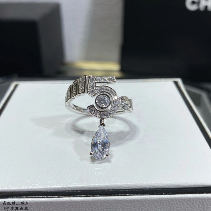 Low-cost Chanel Rings
