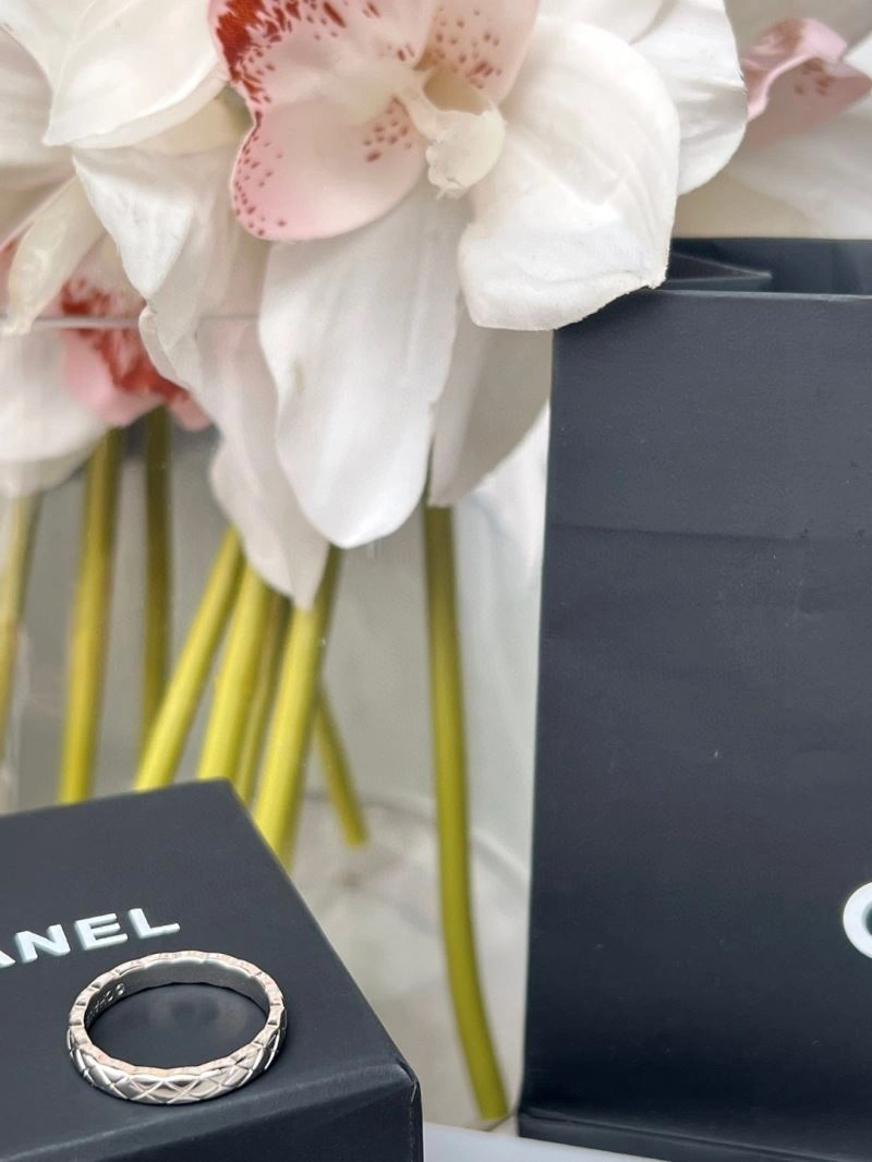 Low-cost Chanel Rings