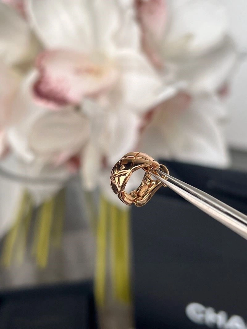 Low-cost Chanel Rings