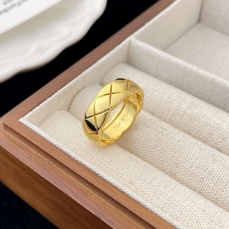 Low-cost Chanel Rings