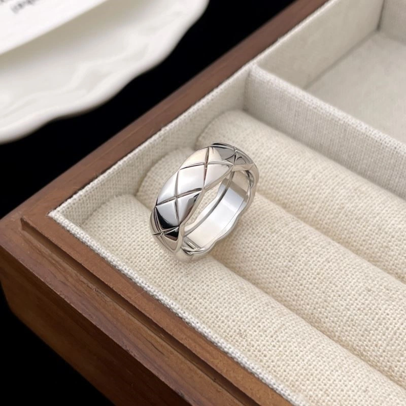 Low-cost Chanel Rings