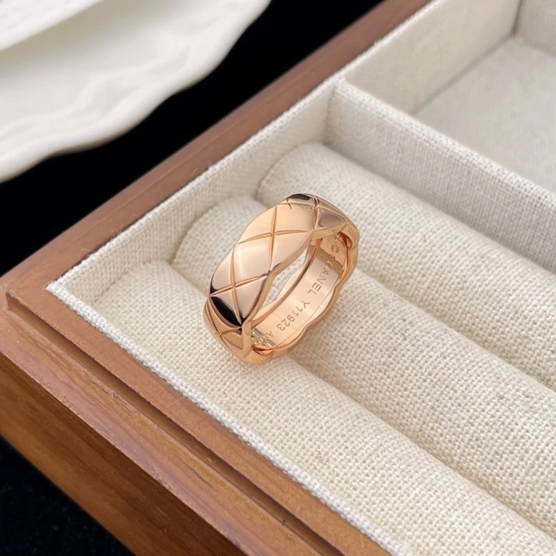 Low-cost Chanel Rings
