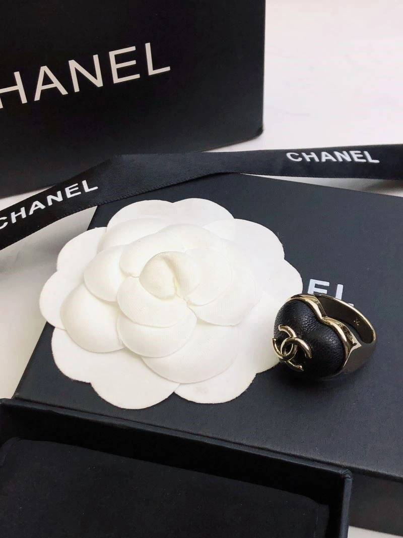 1:1 copy Chanel Rings