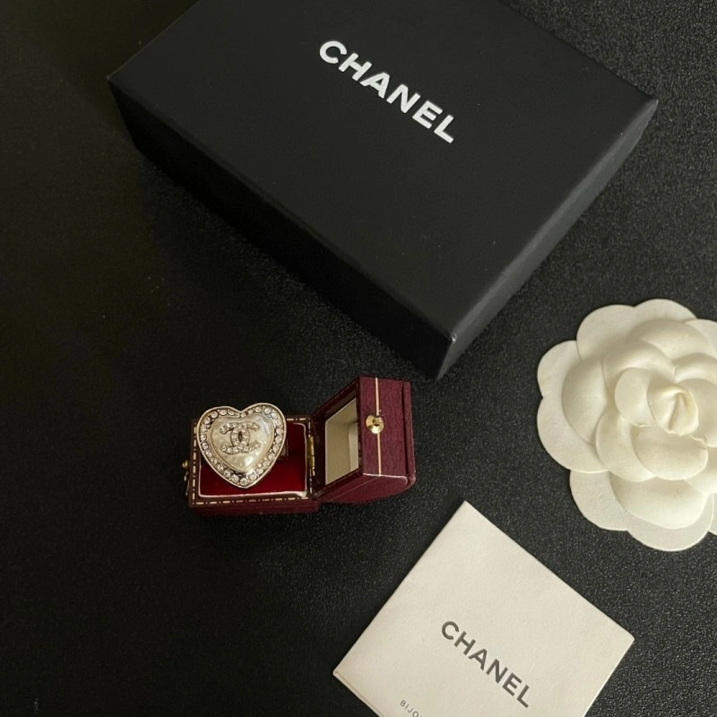 Low-cost Chanel Rings
