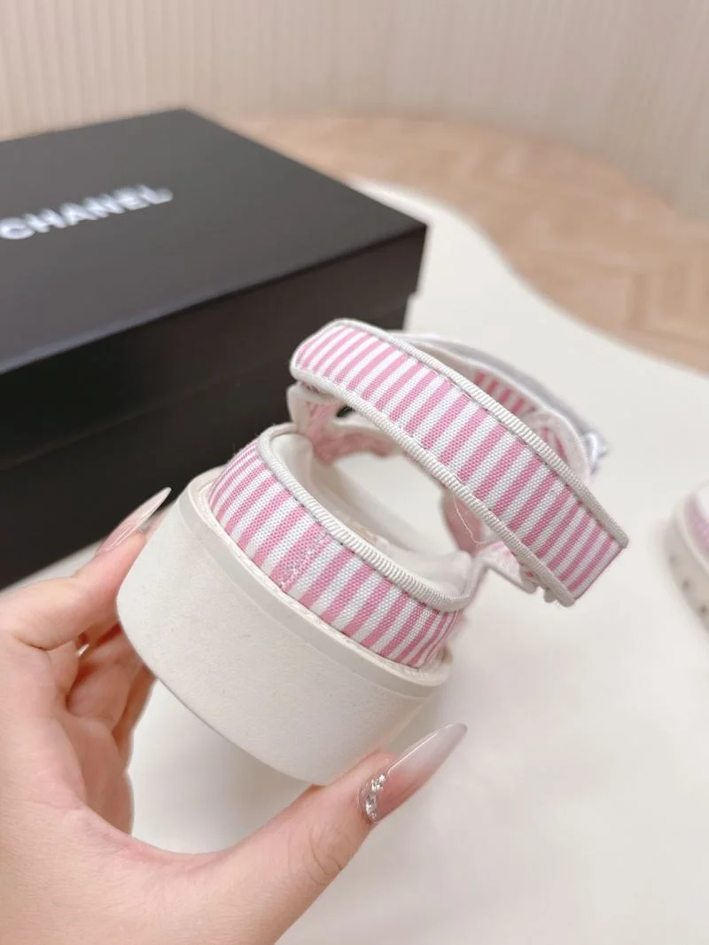Low-cost Chanel Sandals