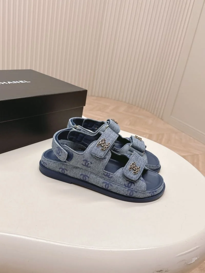 Low-cost Chanel Sandals