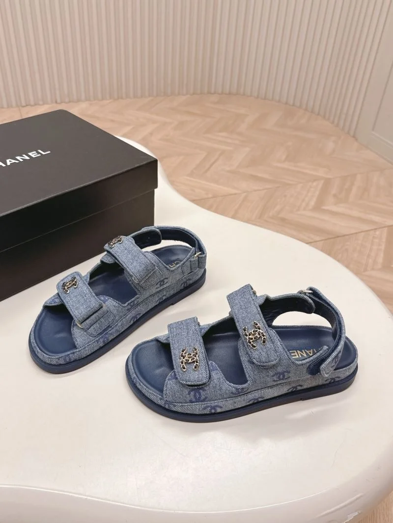 Low-cost Chanel Sandals