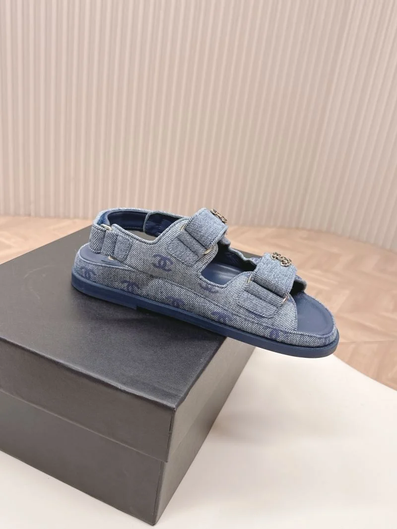 Low-cost Chanel Sandals