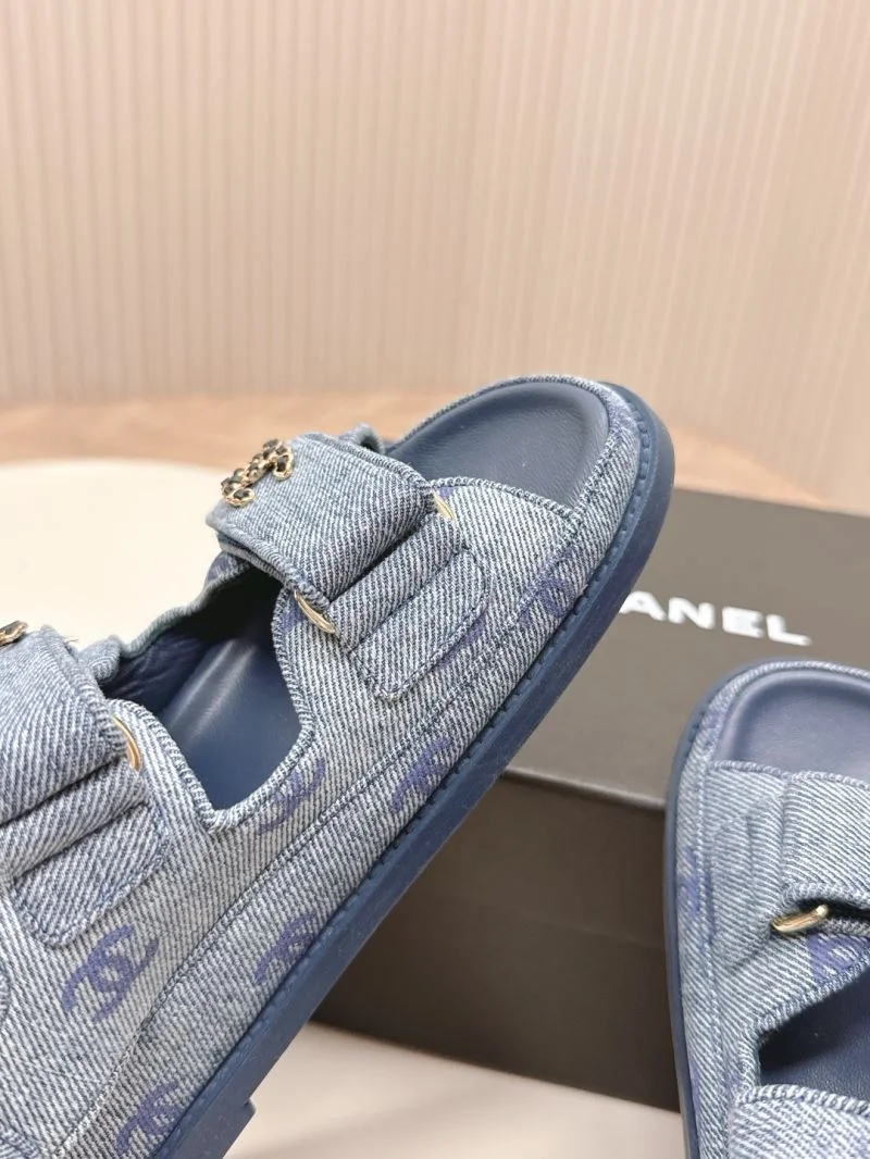 Low-cost Chanel Sandals