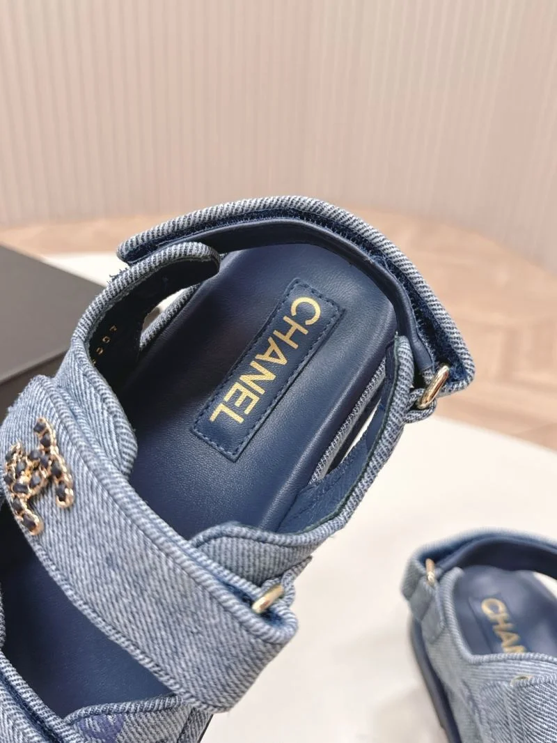 Low-cost Chanel Sandals