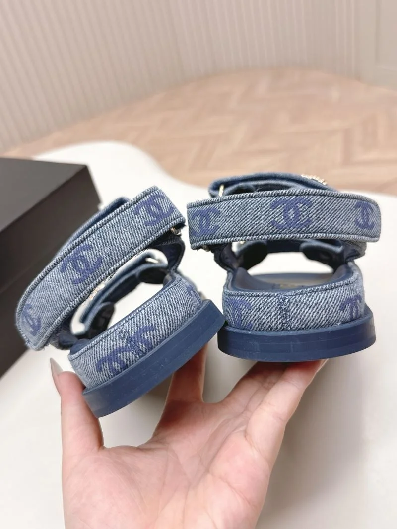 Low-cost Chanel Sandals