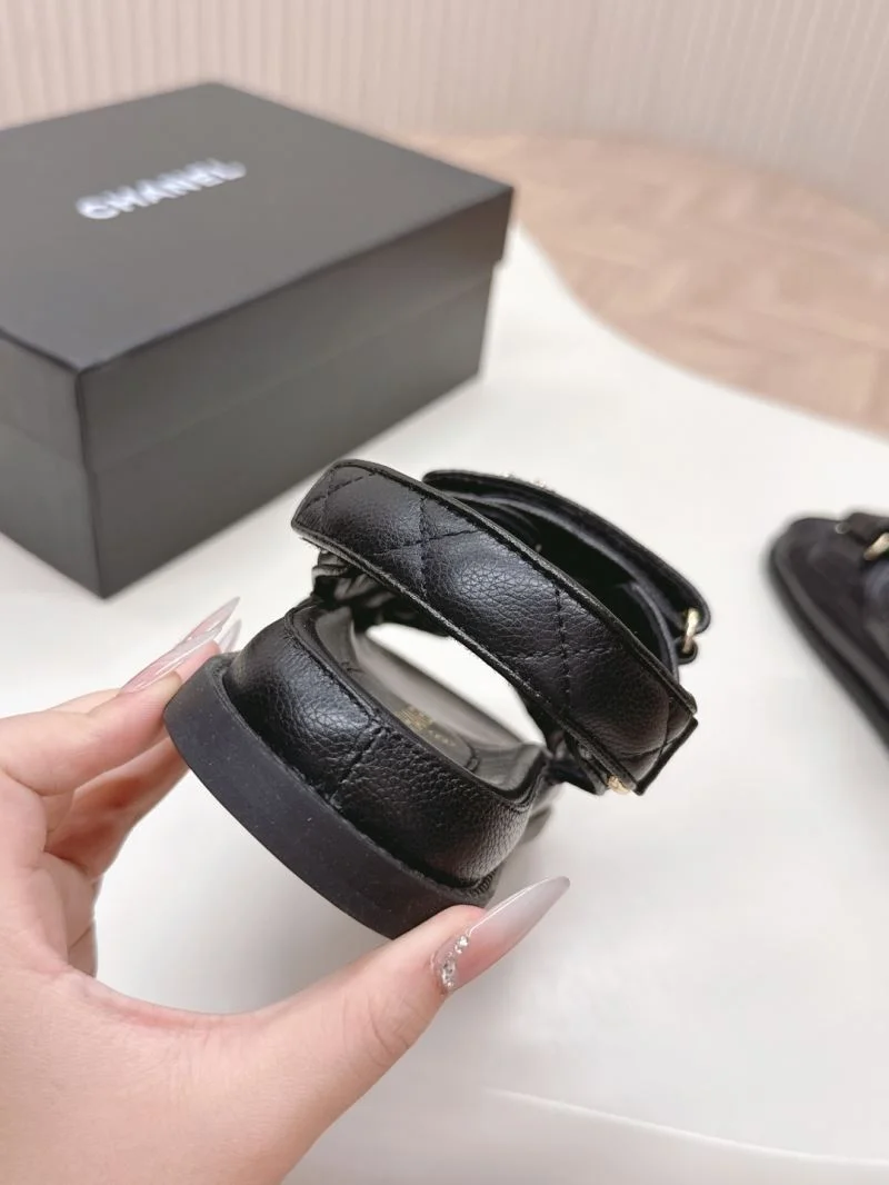 Accurate model Chanel Sandals