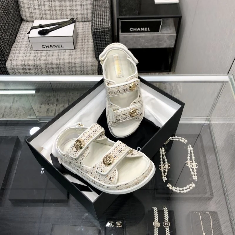 Accurate model Chanel Sandals
