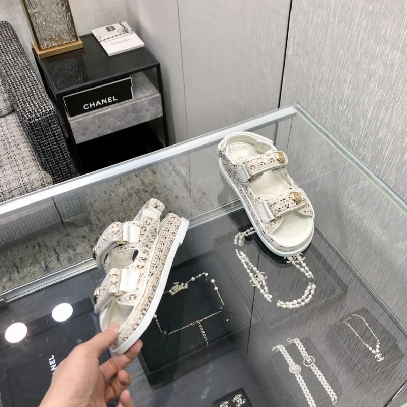 Accurate model Chanel Sandals