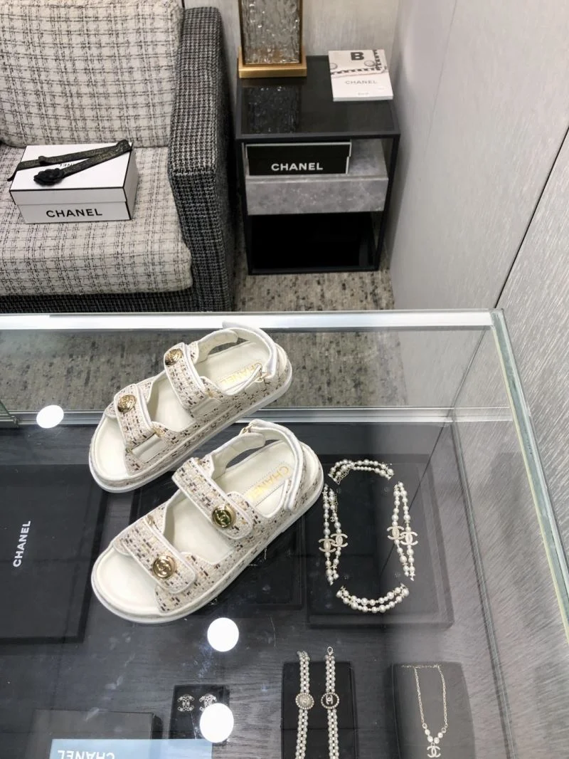 Accurate model Chanel Sandals