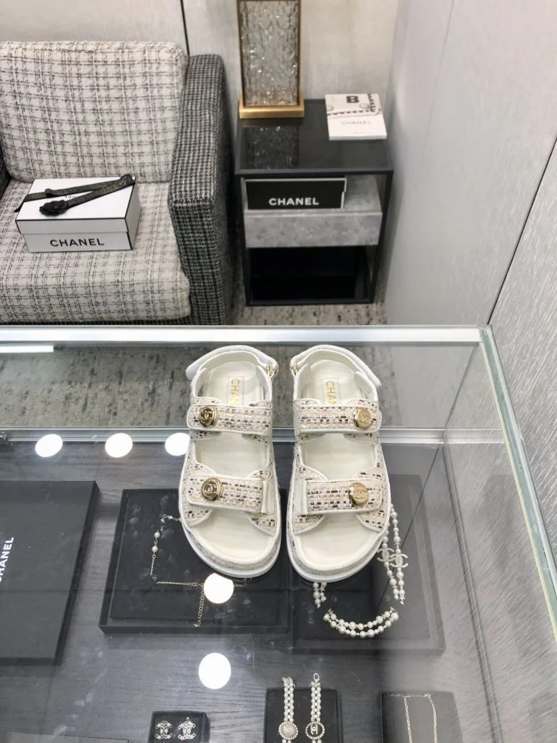 Accurate model Chanel Sandals