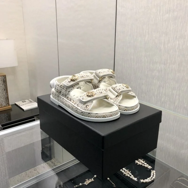 Accurate model Chanel Sandals