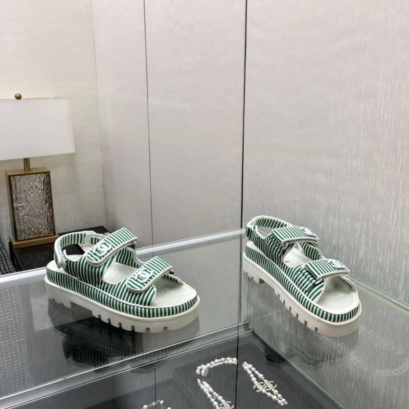 Accurate model Chanel Sandals