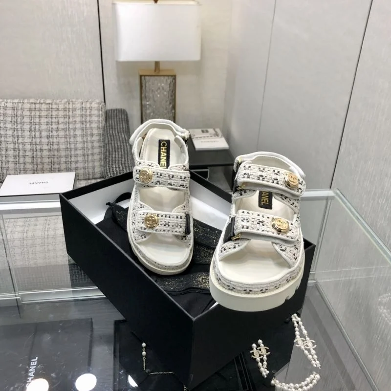 Accurate model Chanel Sandals