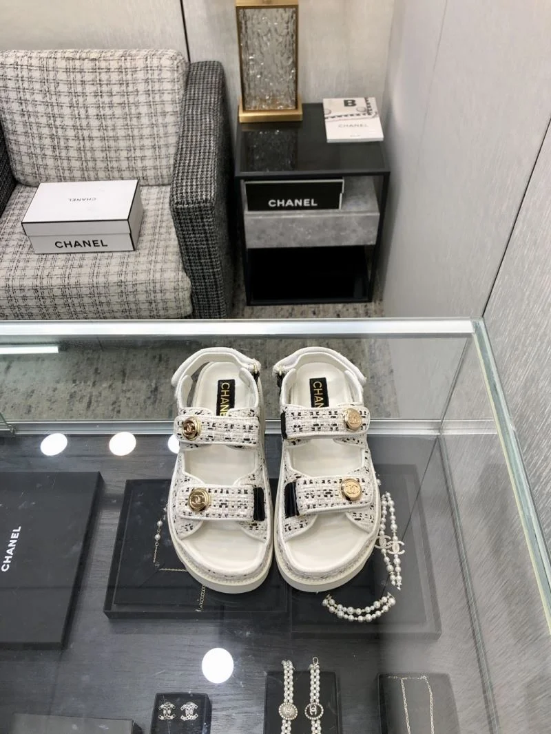 Accurate model Chanel Sandals