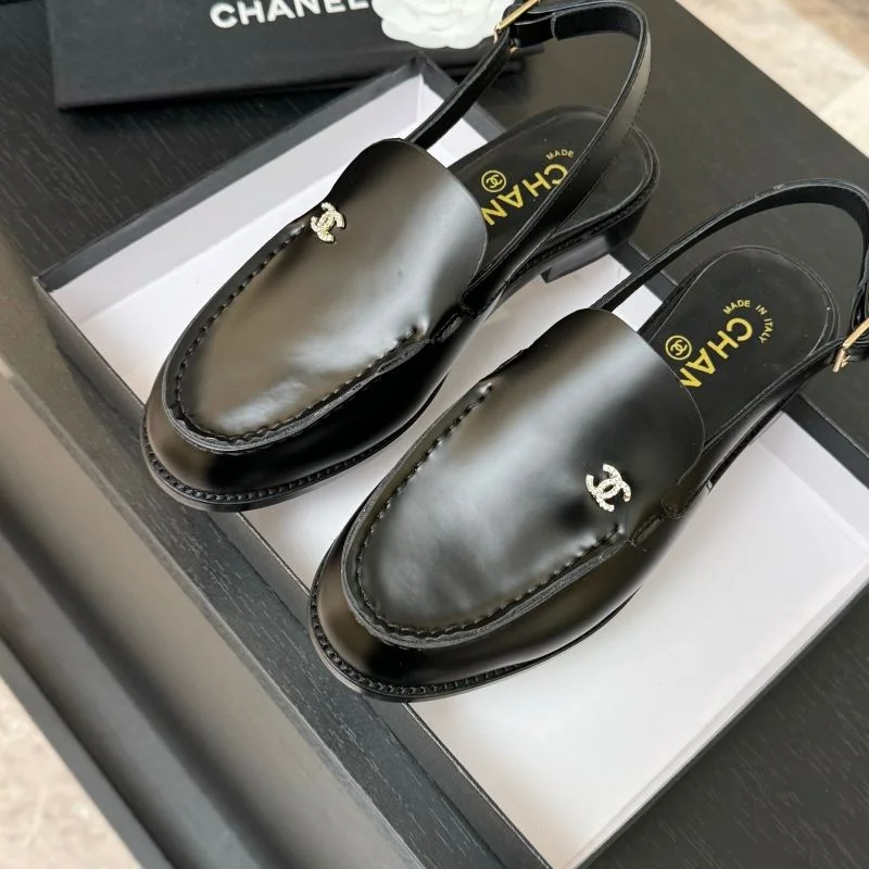 Top mirror Chanel Sandals