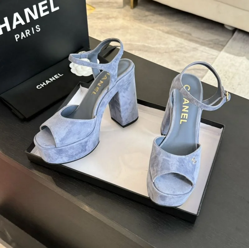 Low-cost Chanel Sandals
