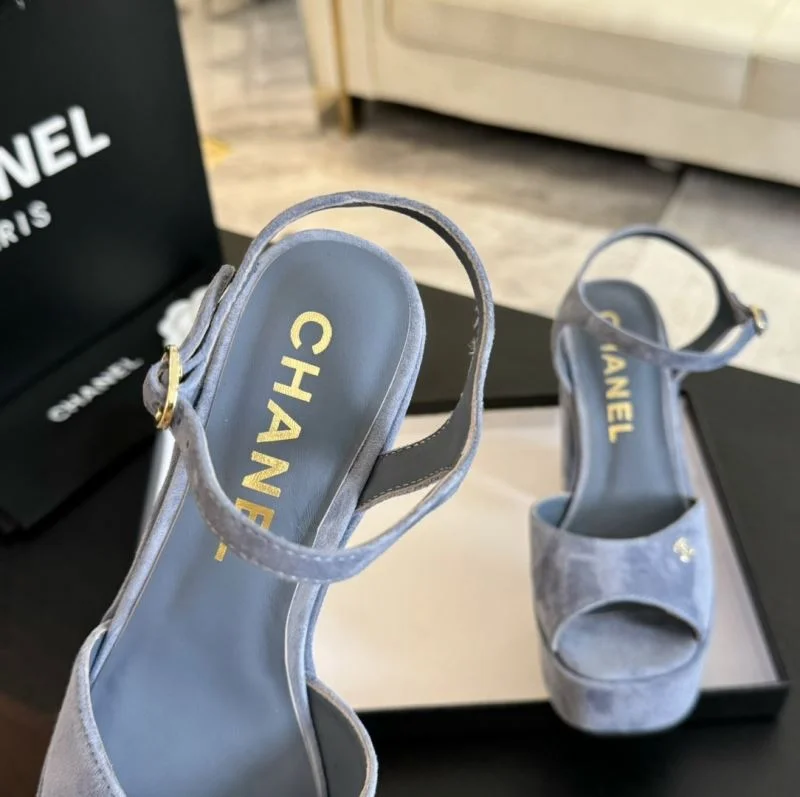 Low-cost Chanel Sandals