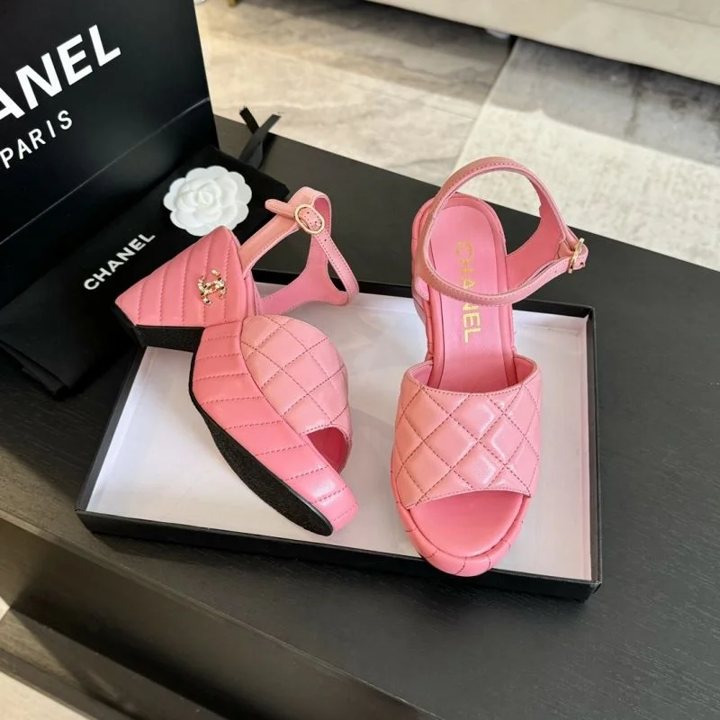 Low-cost Chanel Sandals