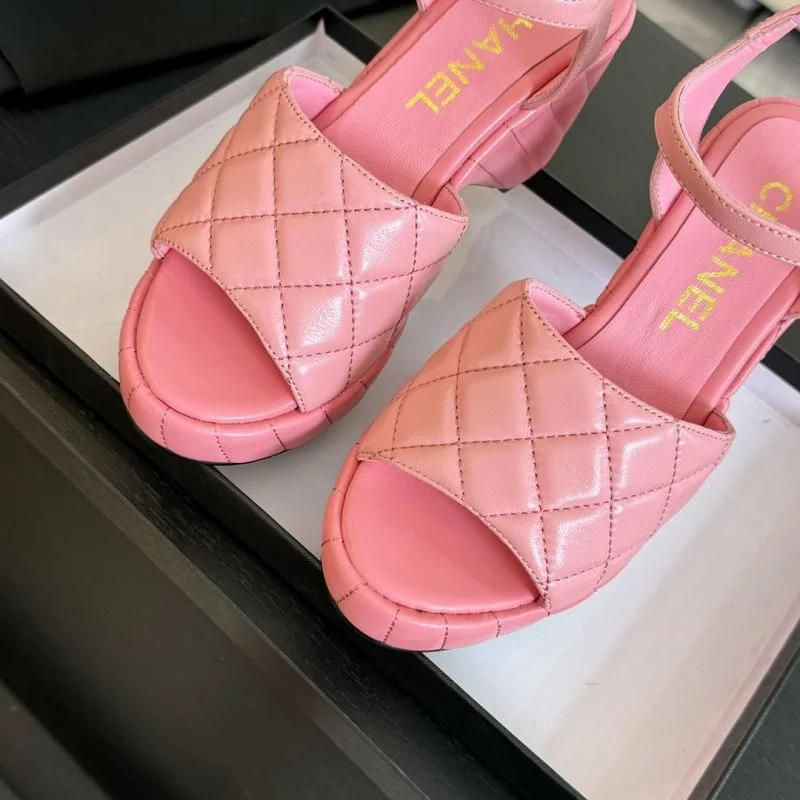 Low-cost Chanel Sandals