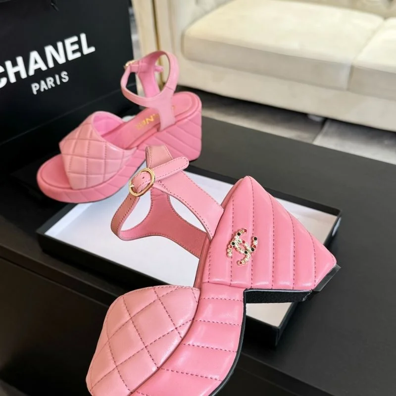 Low-cost Chanel Sandals