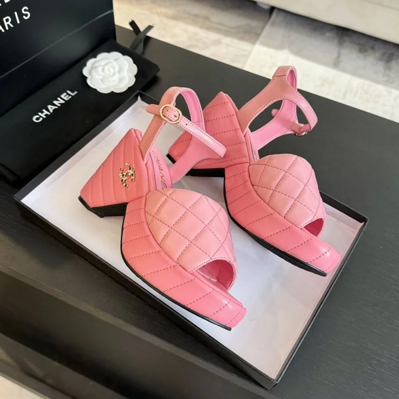 Low-cost Chanel Sandals