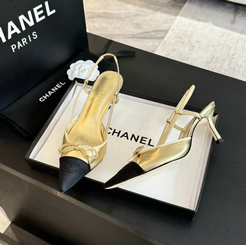 Top mirror Chanel Sandals