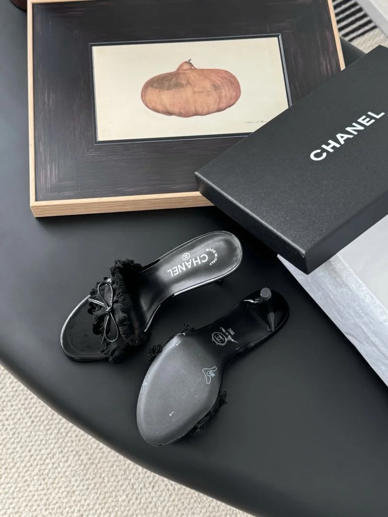 Low-cost Chanel Sandals